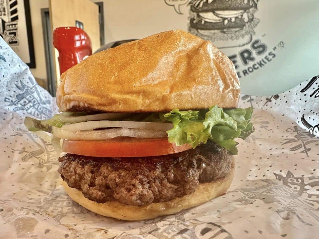 Benderz Burgers opens in Edwards with a 3-day, $3 burger special ...